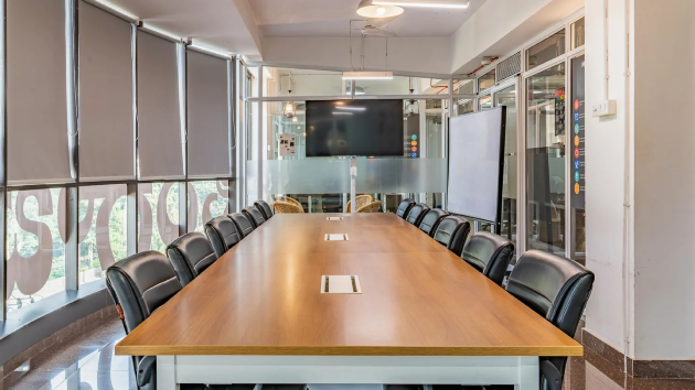 GoSpace 7422 - 91Springboard Lotus - 14 Seater Conference Room ...