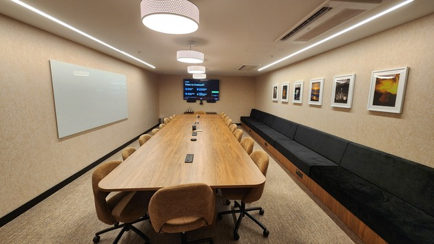 GoSpace 8926 - WeWork Lightbridge - 18 Seater Conference Room | Meeting ...