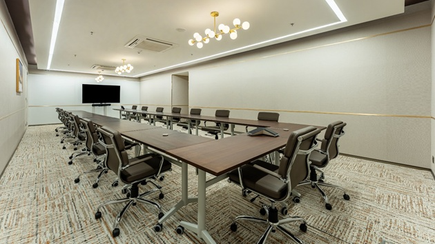 GoSpace 8852 - AWFIS INS Tower BKC - 30 Seater Hub Room | Meeting Space ...