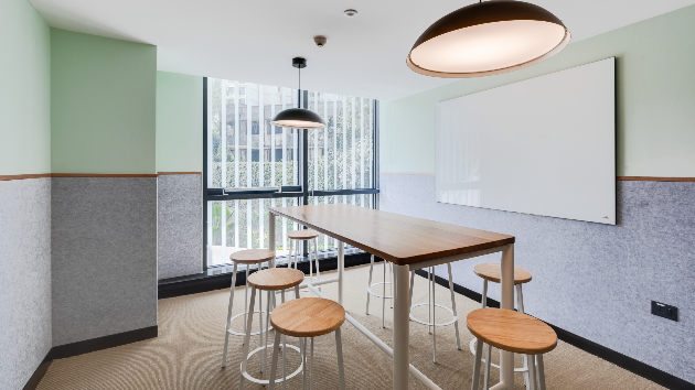 GoSpace 8249 - WeWork Berger Delhi One - 8 Seater Meeting Room ...