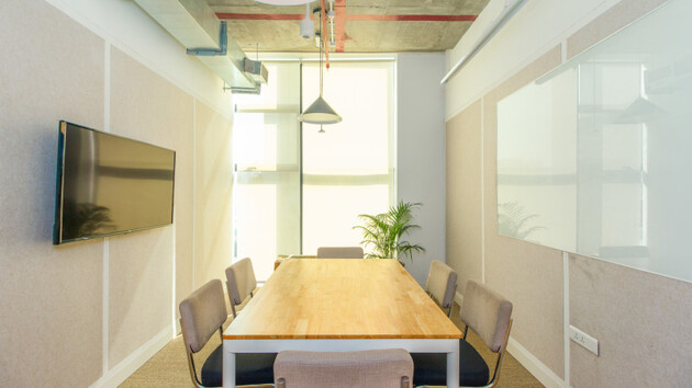 GoSpace 6450 - WeWork Futura - 6 Seater Conference Room | Meeting Space ...