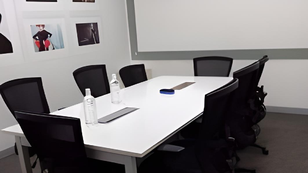 GoSpace 20059 - BHIVE AKR Tech Park - 6 Seater Meeting Room | Meeting ...