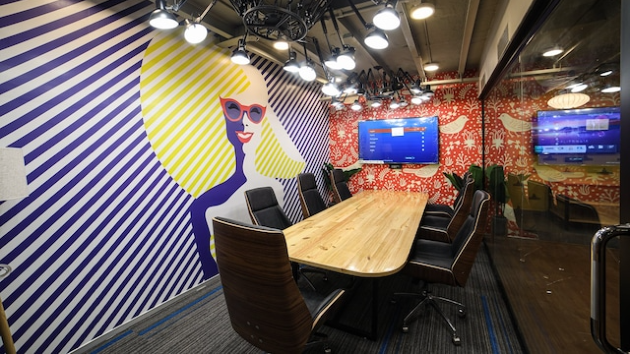 GoSpace 7489 - OYO-Innov8 - Connaught Place Regal - 8 Seater Conference ...