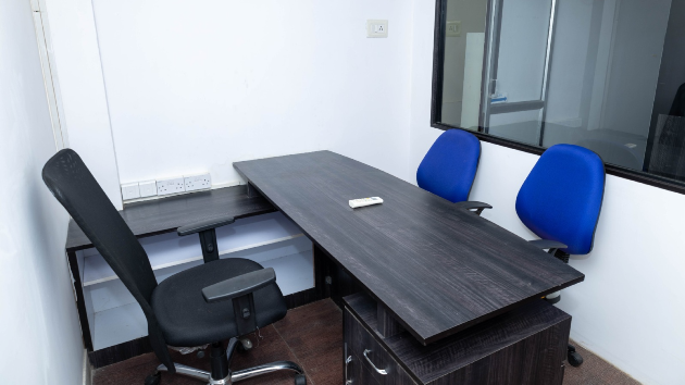 GoOffice 1635 - BIZ HIVE Coworking - Manager Cabin | Meeting Space near ...